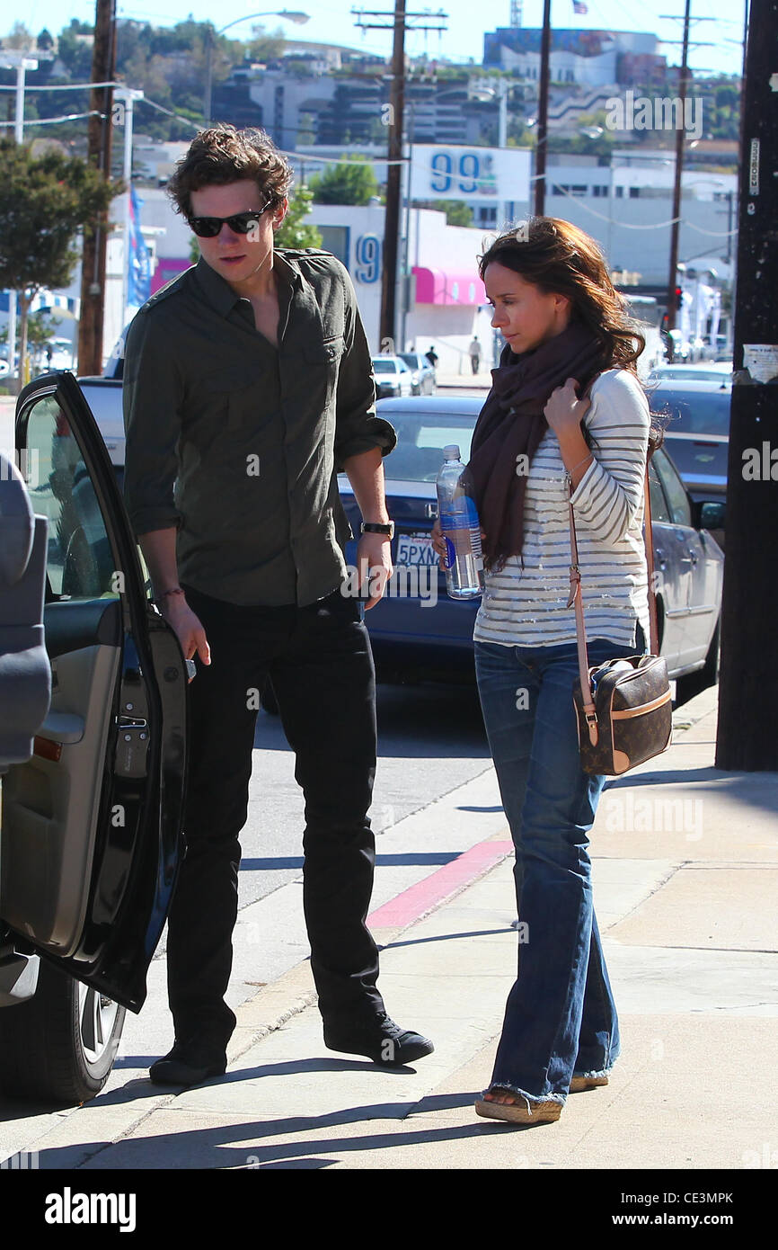 Jennifer Love Hewitt and Alex Beh leaving a salon and heading to a ...
