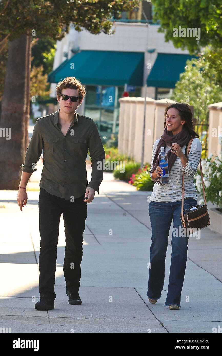 Jennifer Love Hewitt and Alex Beh leaving a salon and heading to a ...