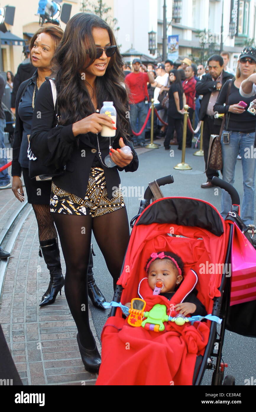 Christina Milian and her mother Carmen Milian take her daughter Violet ...