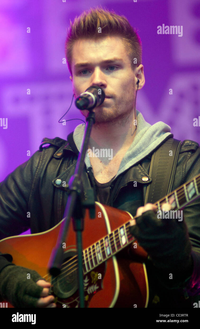 Sam clark sheffield christmas lights hi-res stock photography and ...