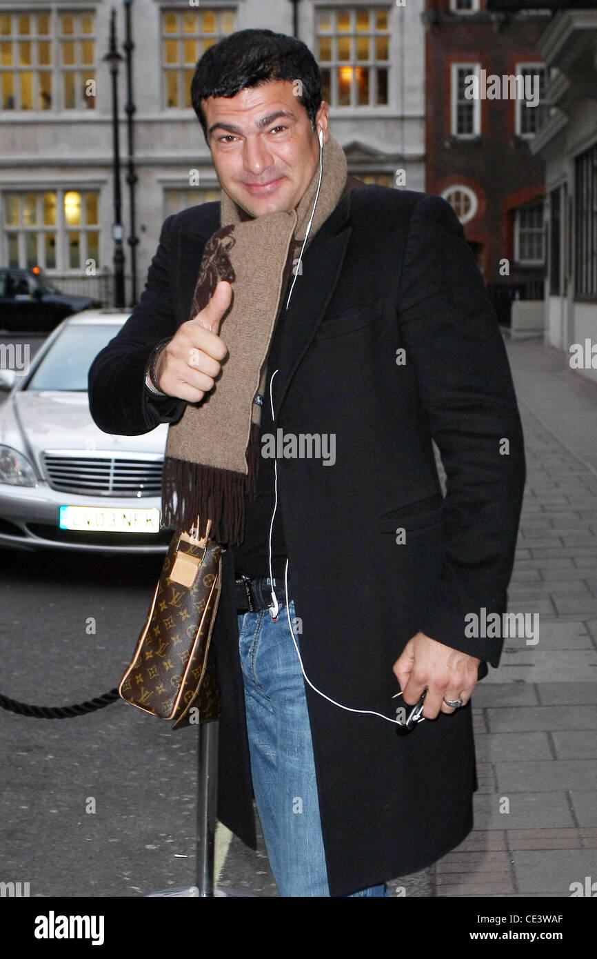 Tamer Hassan leaving the May Fair Hotel. London, England - 23.11.10 ...
