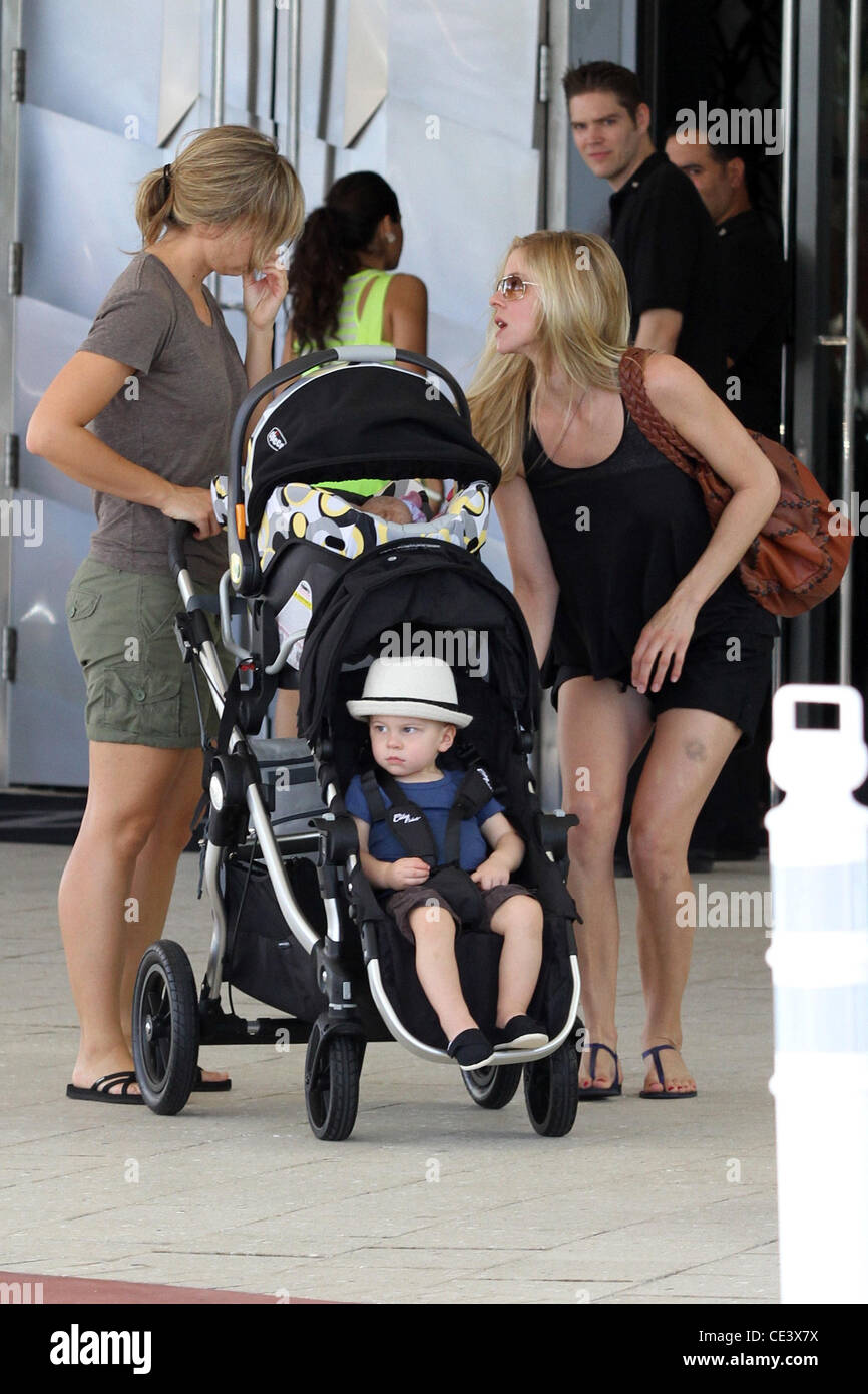 Champion cyclist Lance Armstrong's son Max and his girlfriend Anna ...