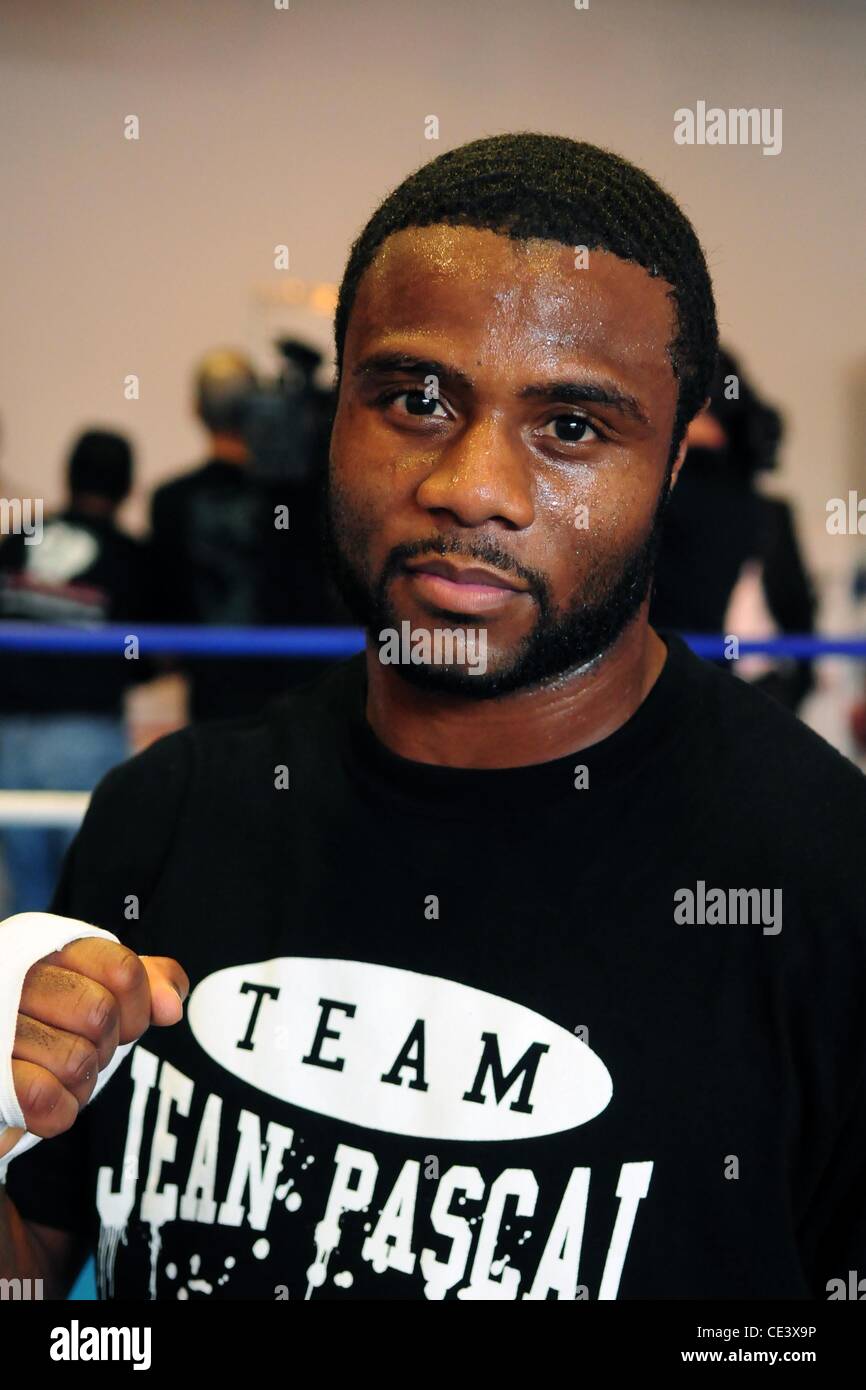 Jean Pascal Don King Productions Fighter media works out At Angelo ...