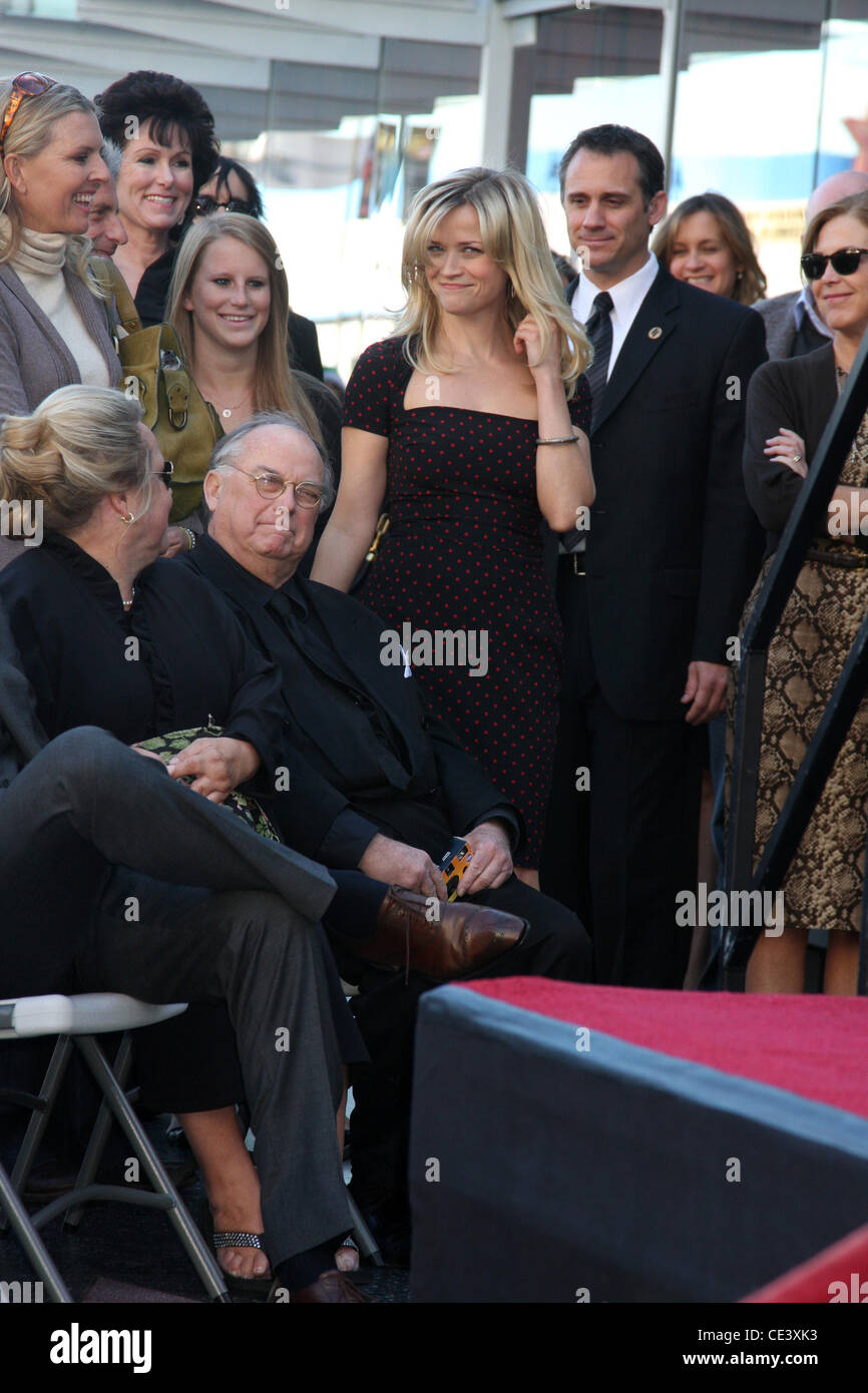 Reese witherspoon and betty reese hi-res stock photography and images ...