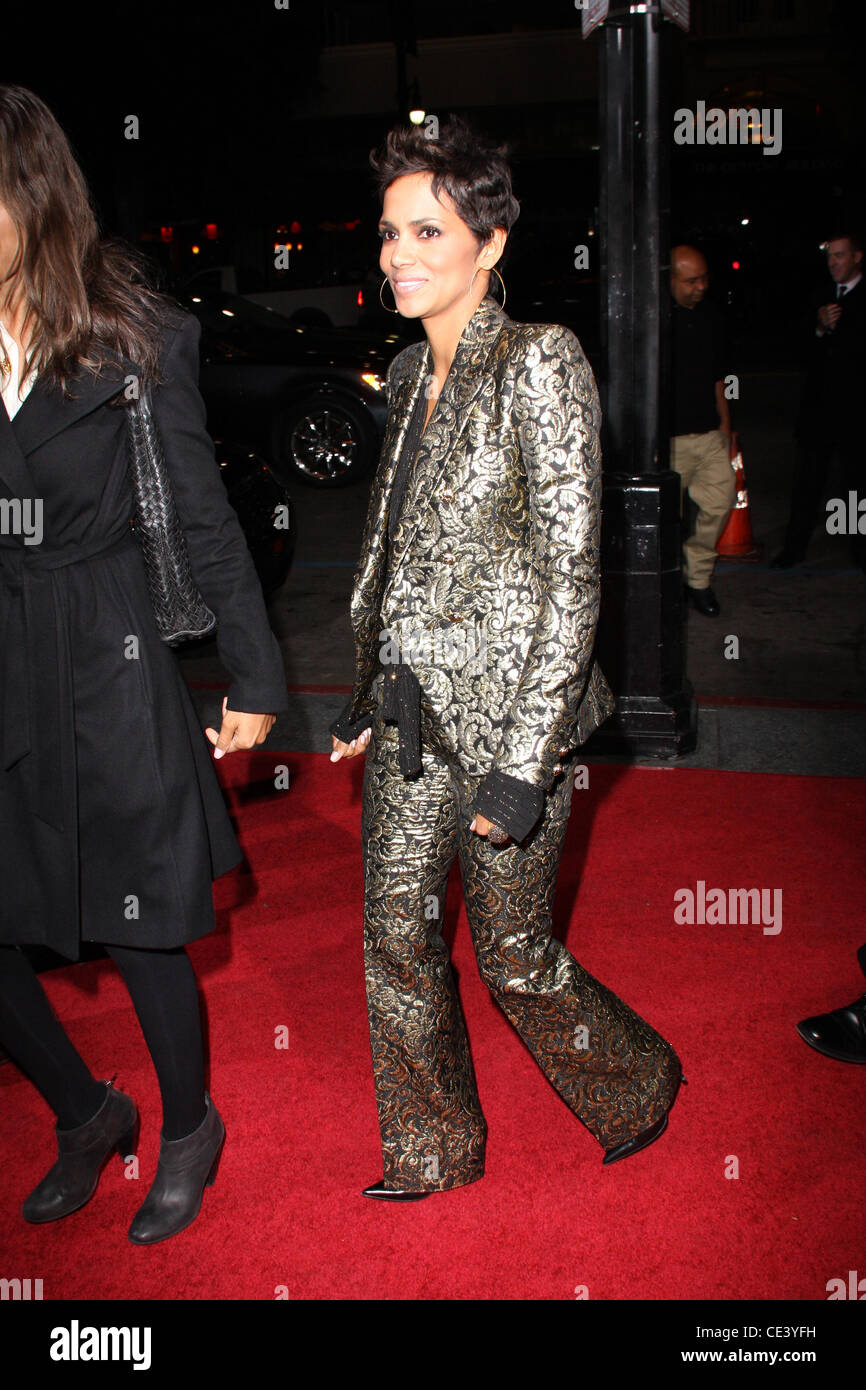 Halle Barry High Resolution Stock Photography and Images - Alamy