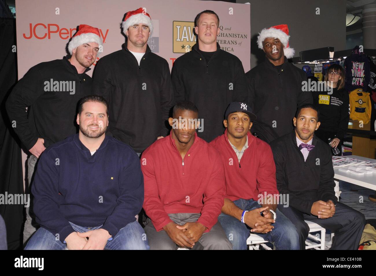 Matt Dodge, Bear Pascoe, Kevin Boss, Deon Grant, Shaun O'Hara, Guest ...