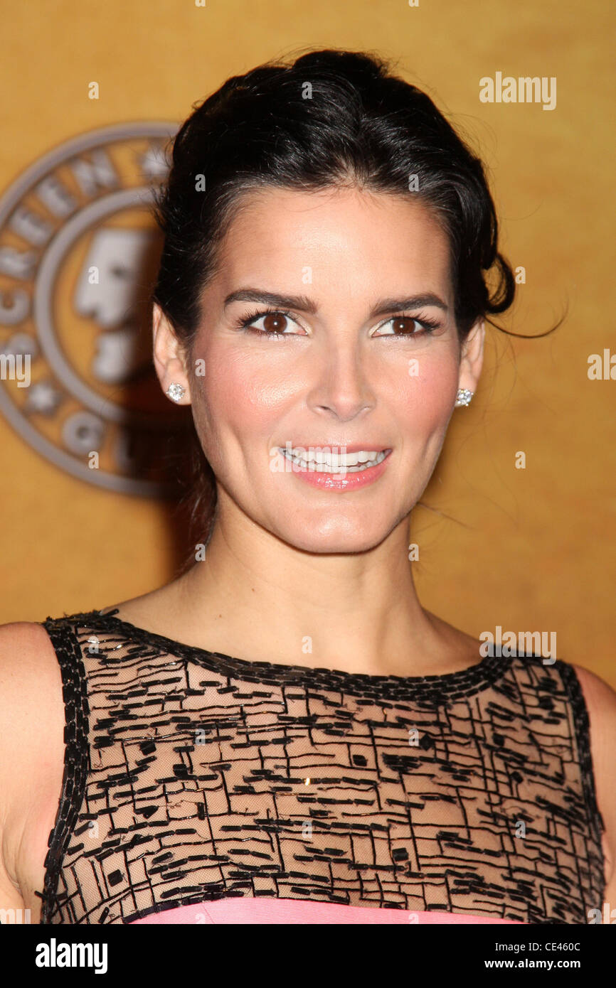 Angie Harmon Nomination Announcement for the 2011 Screen Actor's Guild ...