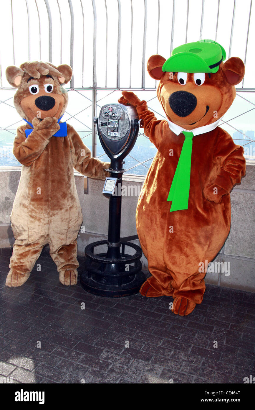 Yogi bear and boo boo hi-res stock photography and images - Alamy