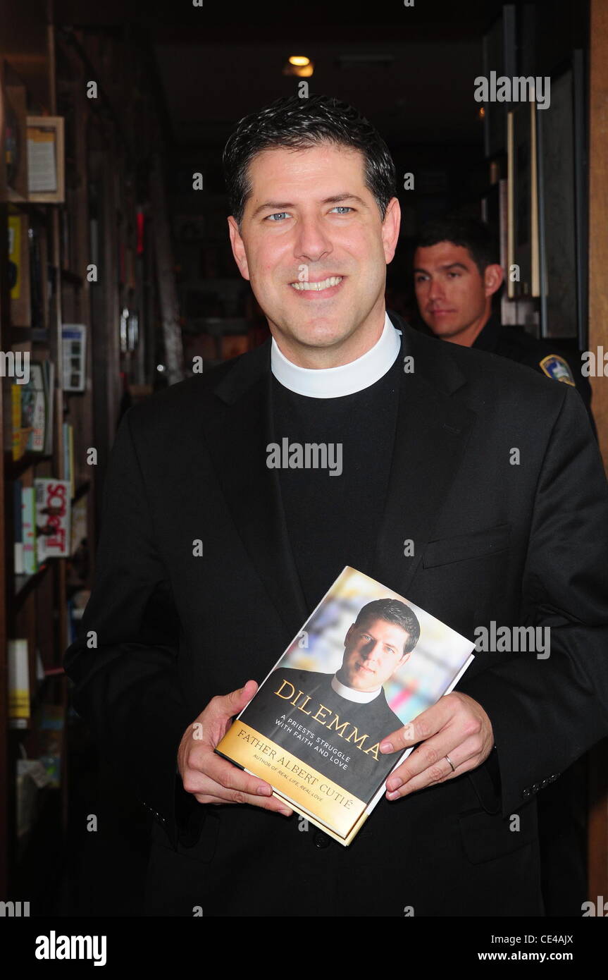 Father Alberto Cutie attends the book signing for 'Dilemma: A Priest's ...