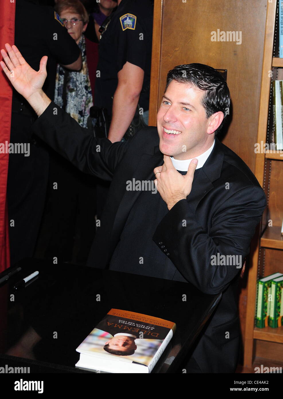 Father Alberto Cutie attends the book signing for 'Dilemma: A Priest's ...