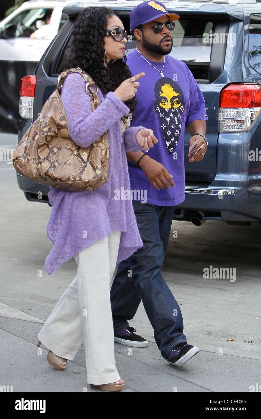 Snakeskin cap hi-res stock photography and images - Alamy