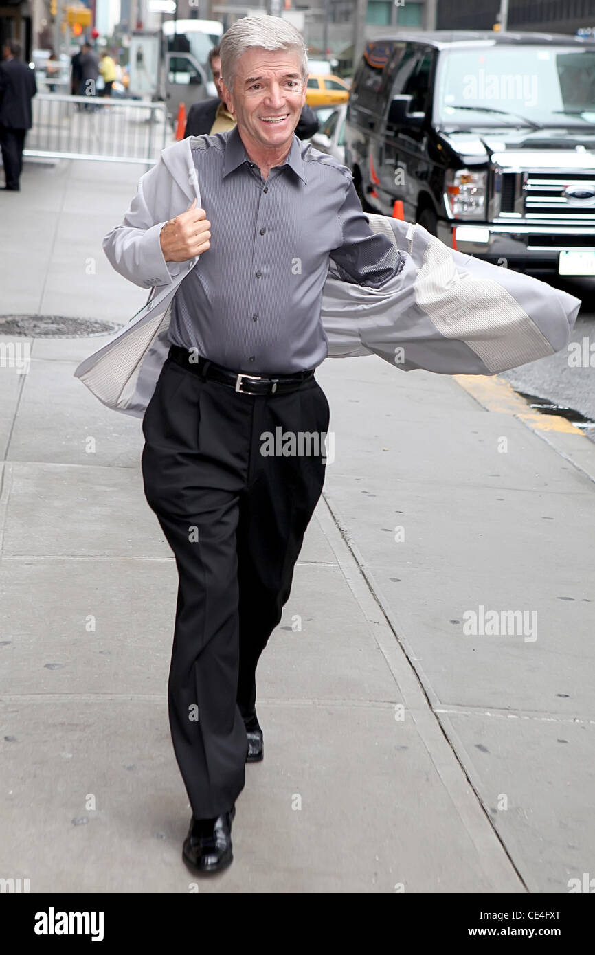 Tom Dreesen Celebrities outside The Ed Sullivan Theater for 'The Late ...