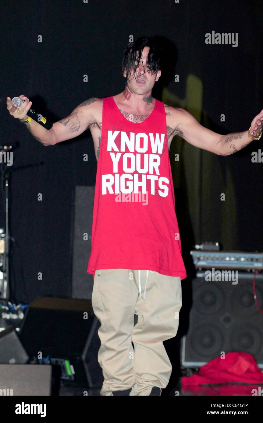 Yelawolf opens for B.O.B at Revolution Fort Lauderdale, Florida - 24.08 ...