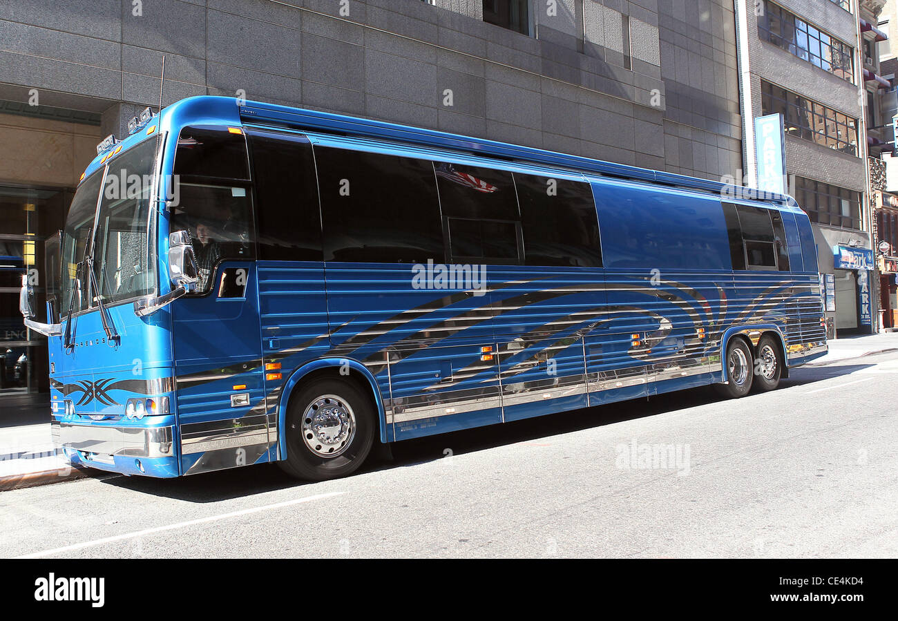 Bieber Bus Logo