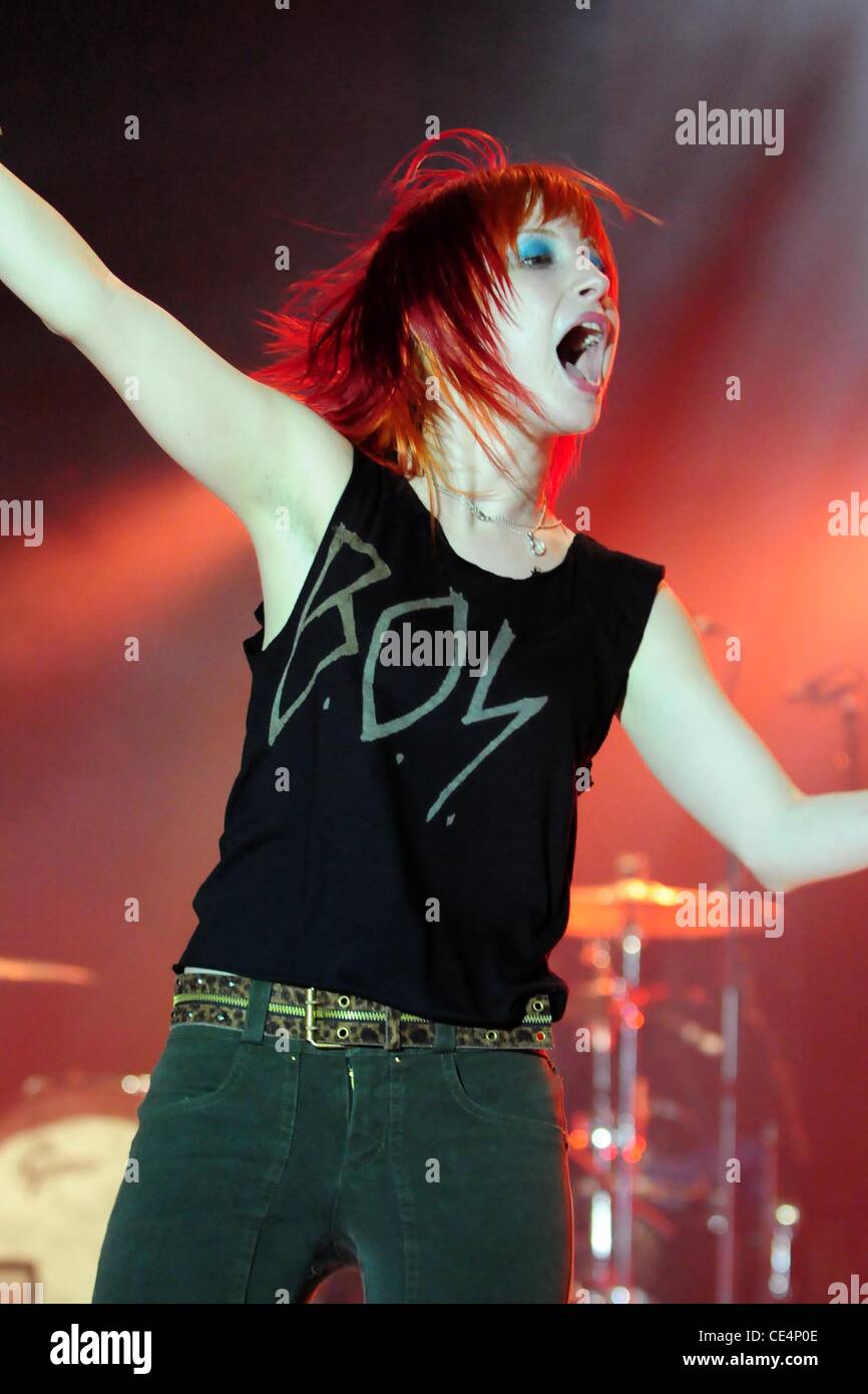 Hayley Williams of Paramore performs on stage during the Honda Civic ...