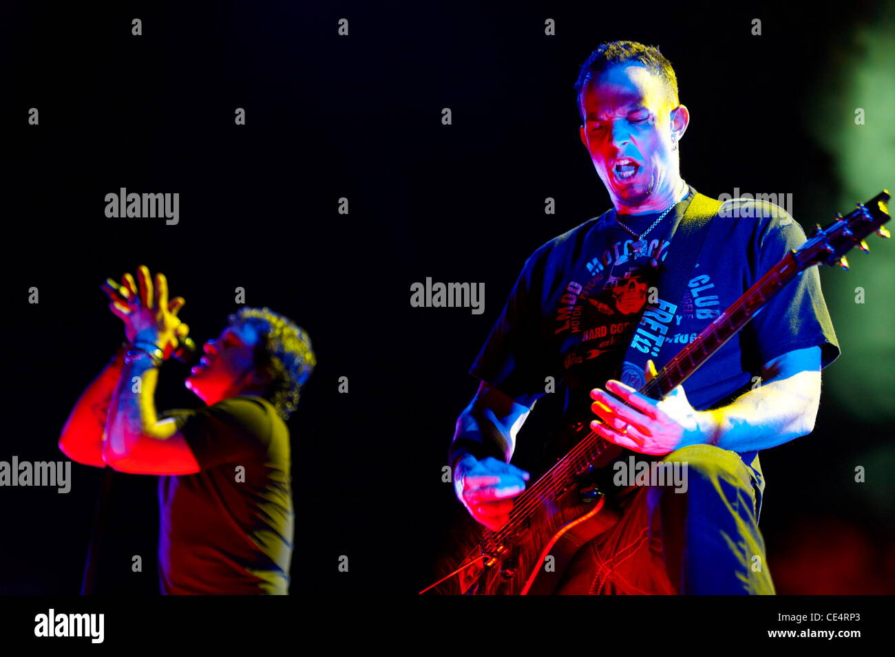 Creed performing live in concert at the First Midwest Bank Amphitheatre ...