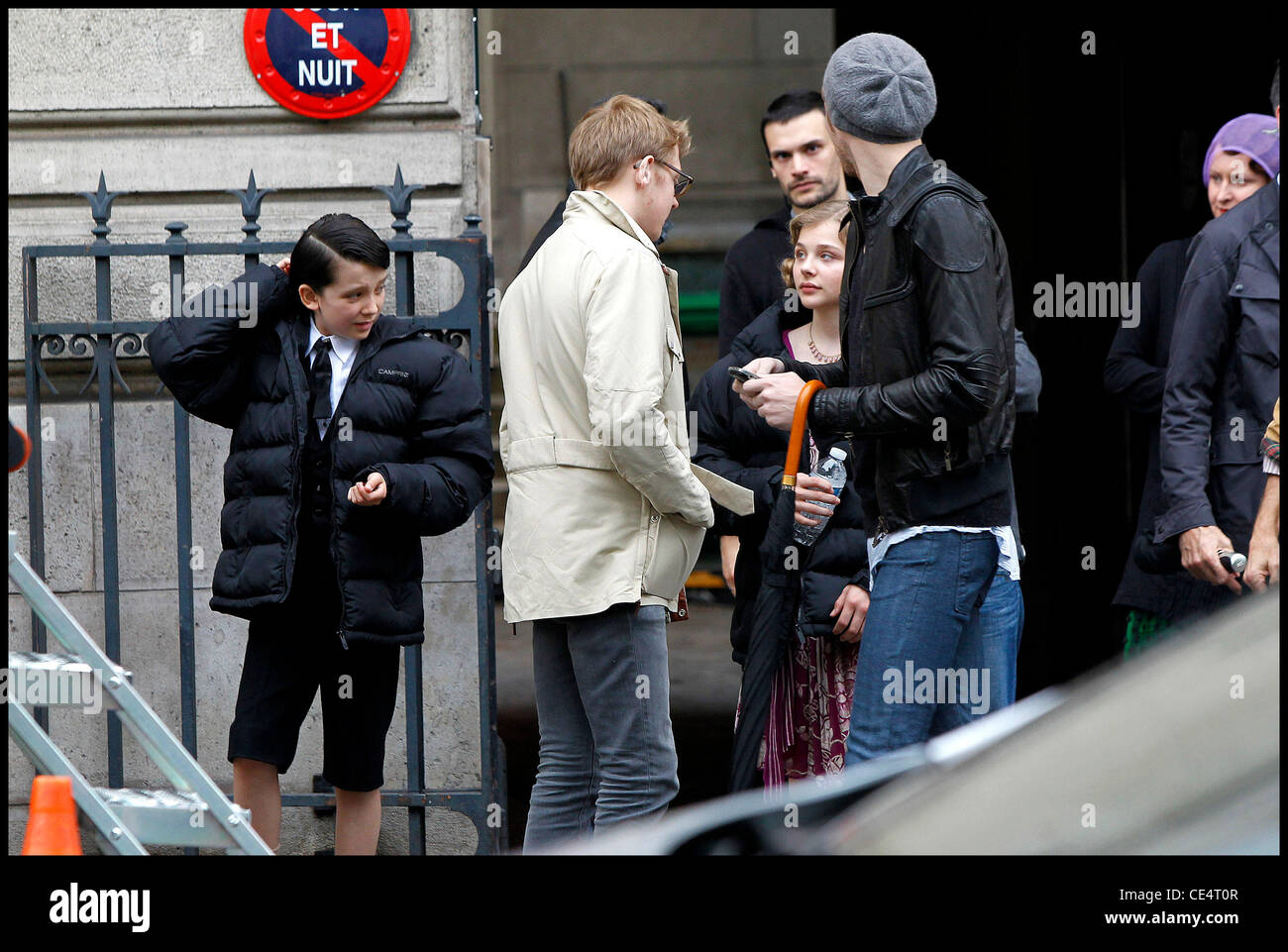 Asa Butterfield and Chloe Moretz on the set of the new film 'Hugo ...
