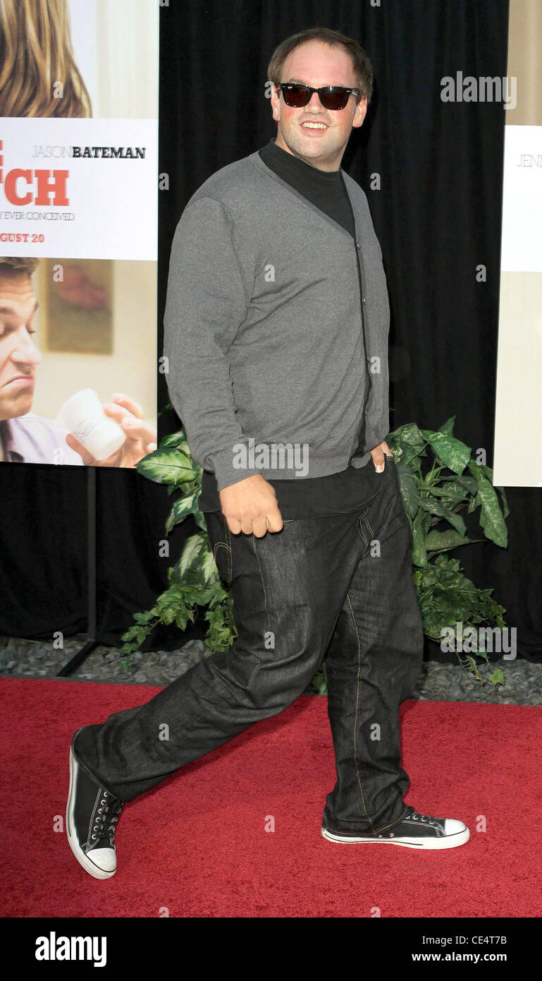 Ethan Suplee arrives to the Los Angeles movie premiere of 'The Switch ...