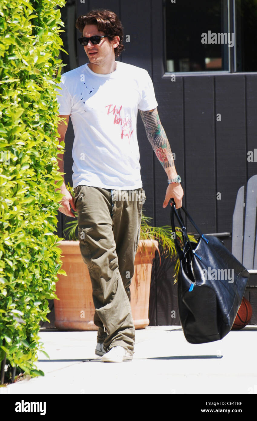 John Mayer is seen leaving the gym in West Hollywood. Los Angeles ...