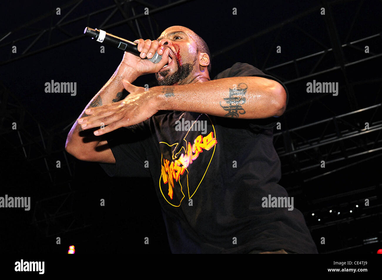 Method Man on stage performing during the '11th Annual Gathering of the ...