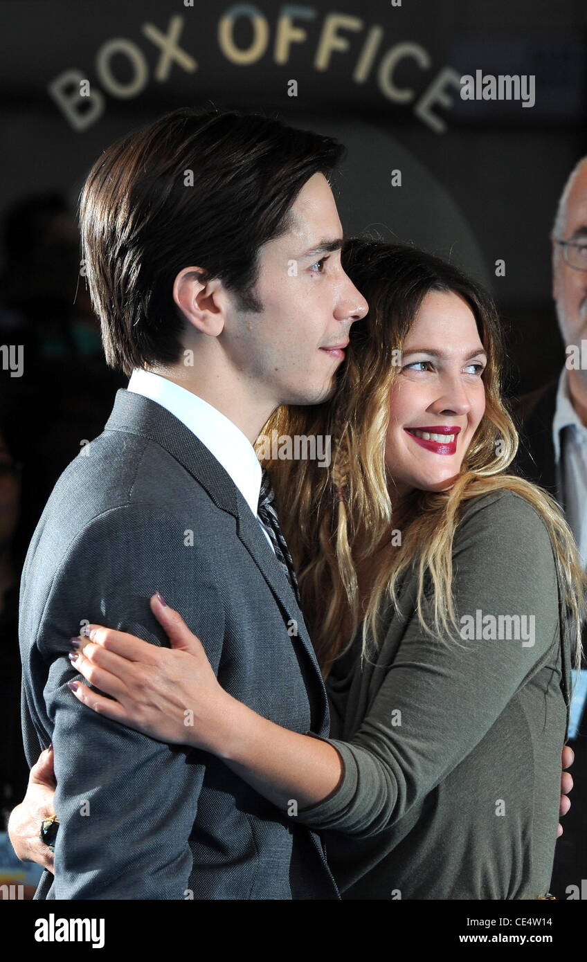 Justin Long and Drew Barrymore The UK premiere of 'Going the Distance ...
