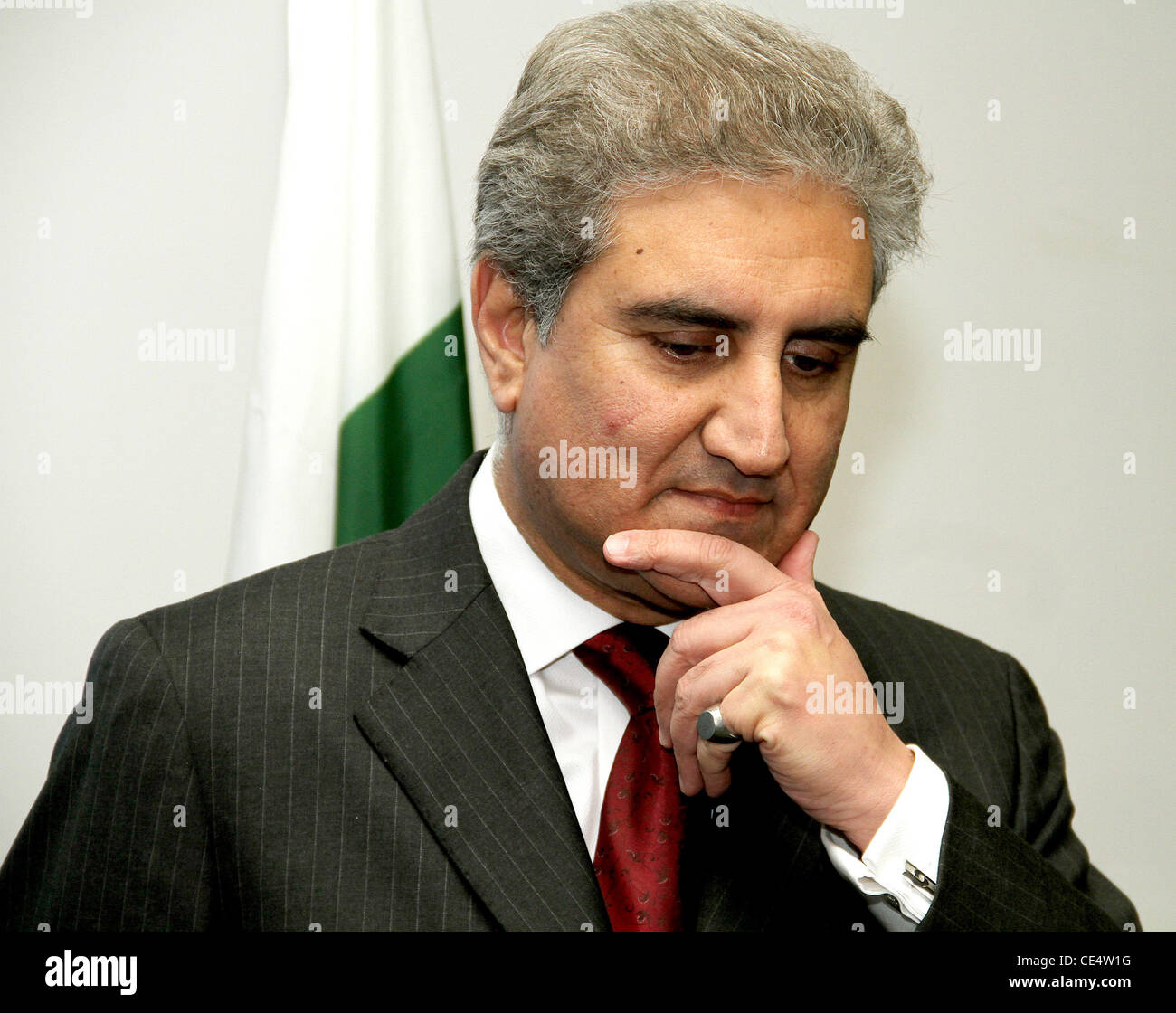 Shah mehmood qureshi us secretary hi-res stock photography and images ...