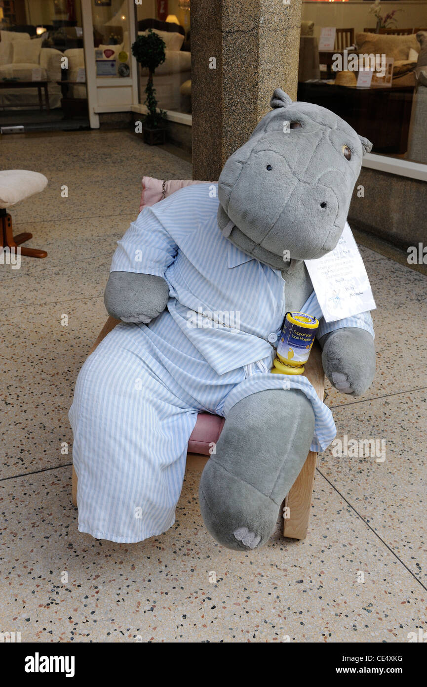 Hippo uk hi-res stock photography and images - Alamy