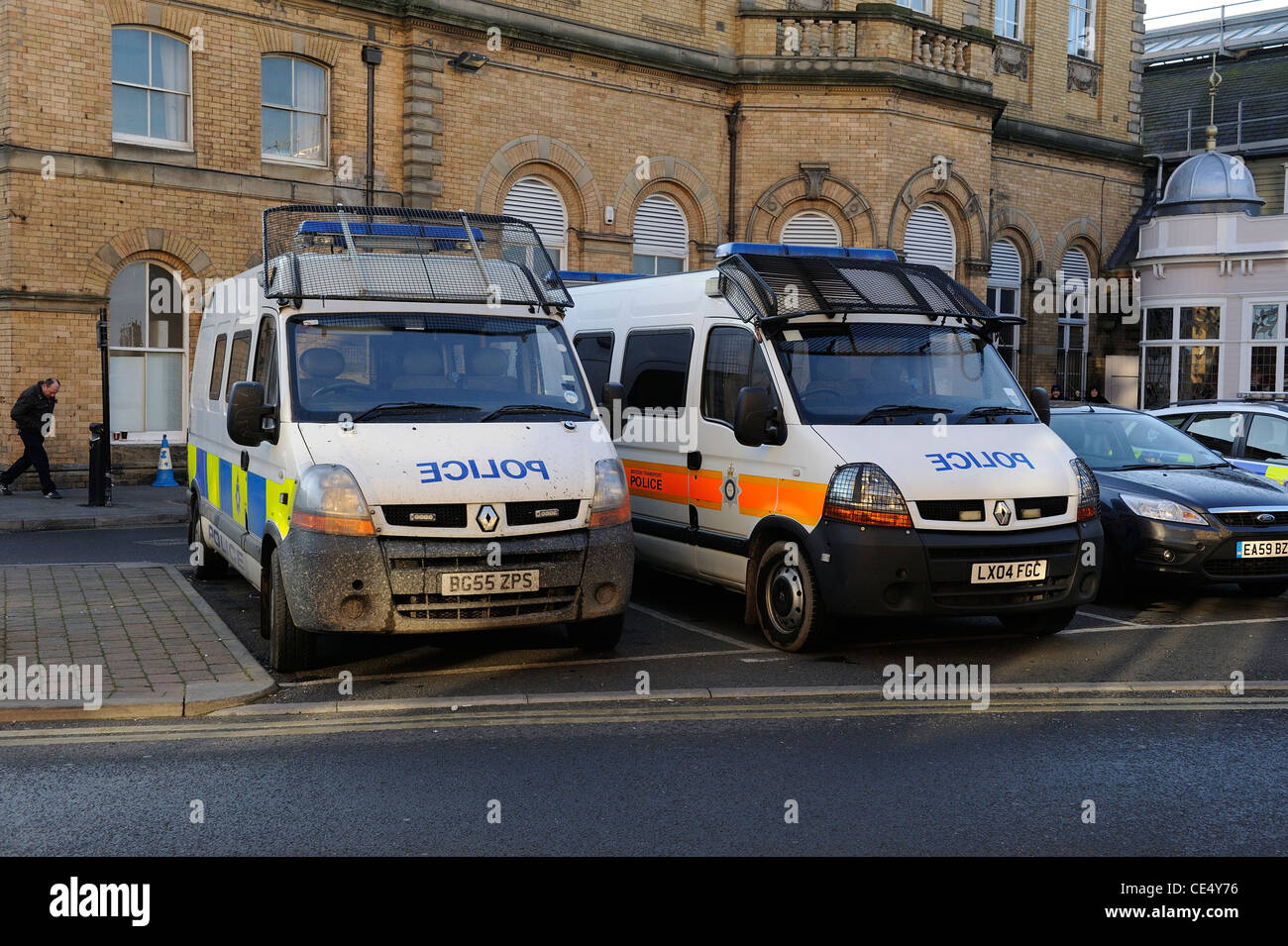 Riot police uk hi-res stock photography and images - Alamy