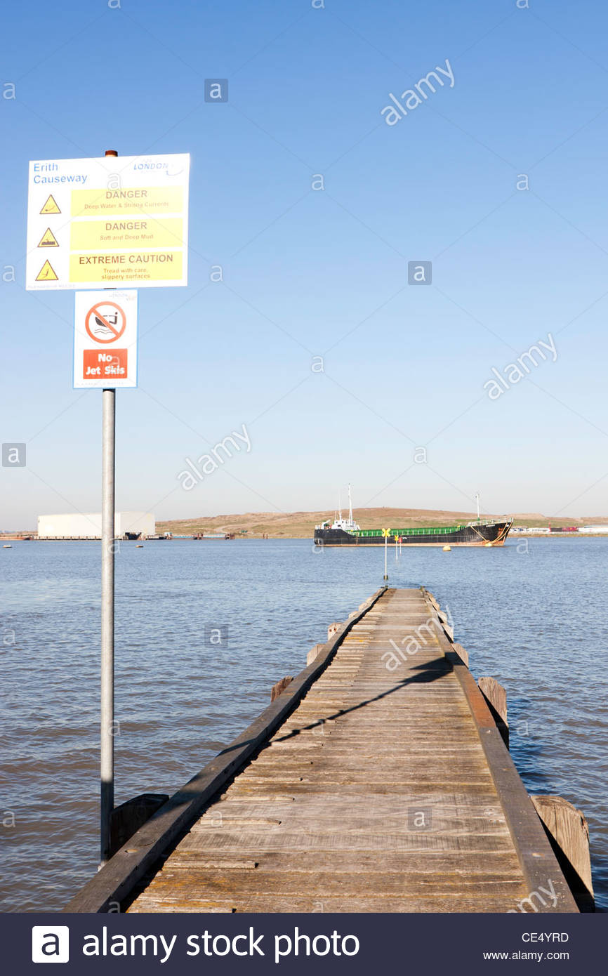 River Thames Warning Signs High Resolution Stock Photography and Images ...