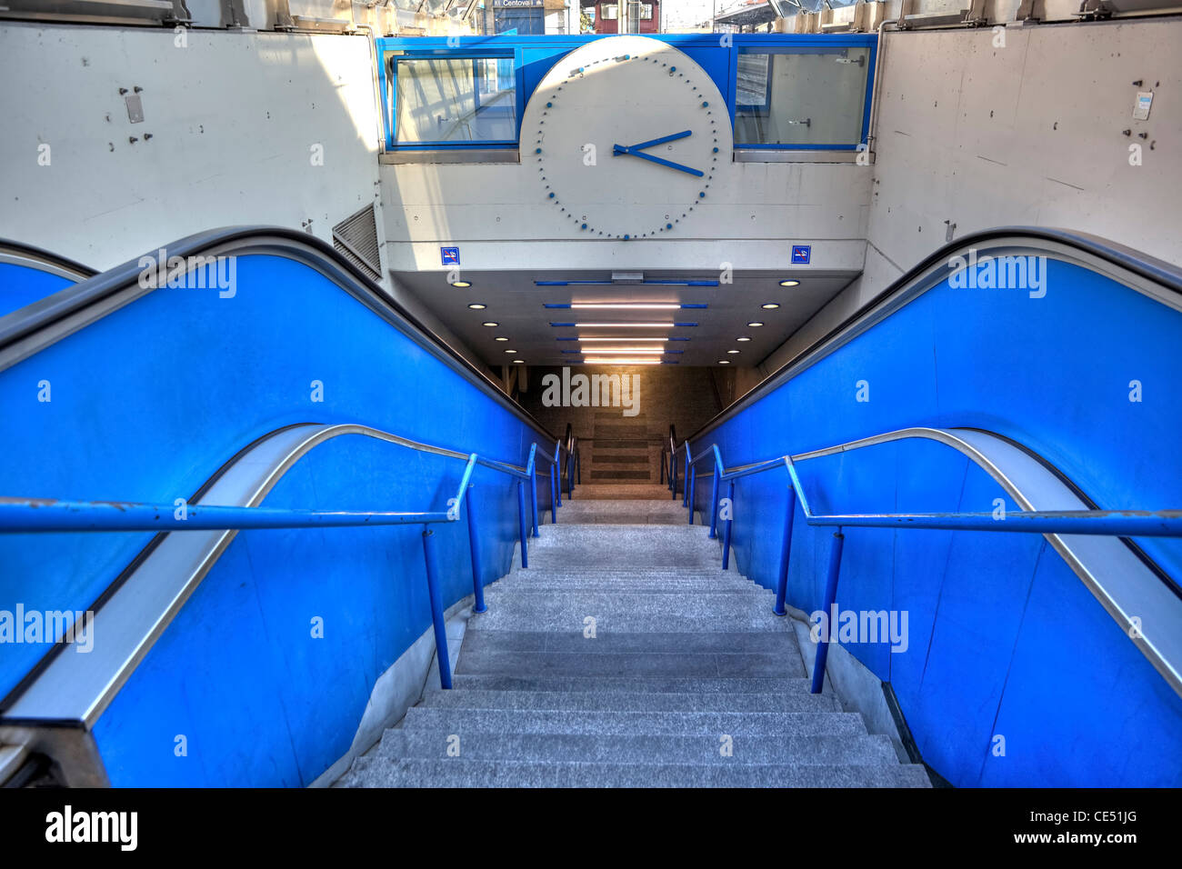 Switzerland railway clock hi-res stock photography and images - Alamy
