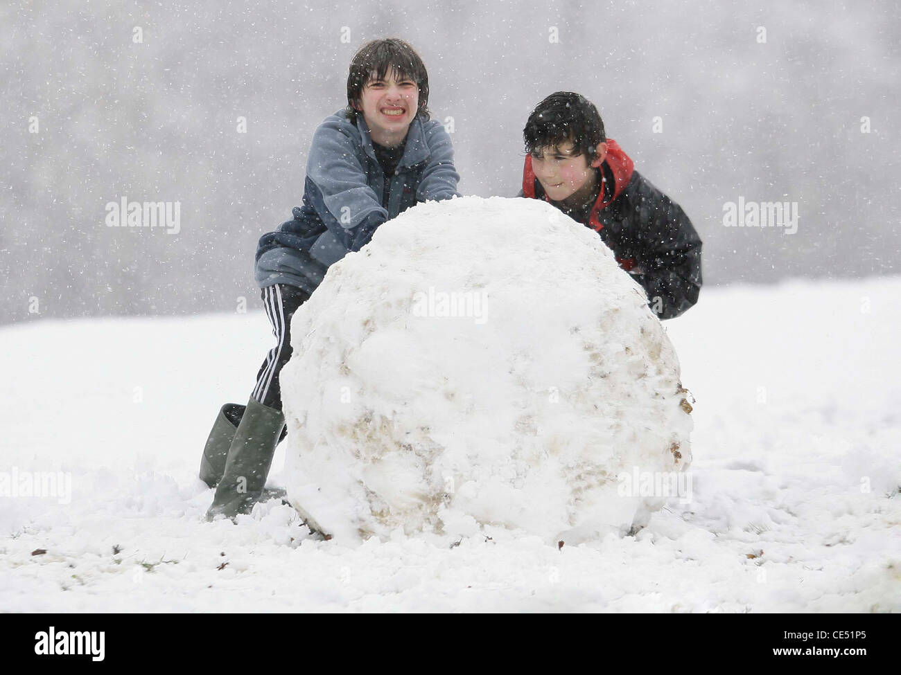 Giant snowball hi-res stock photography and images - Alamy