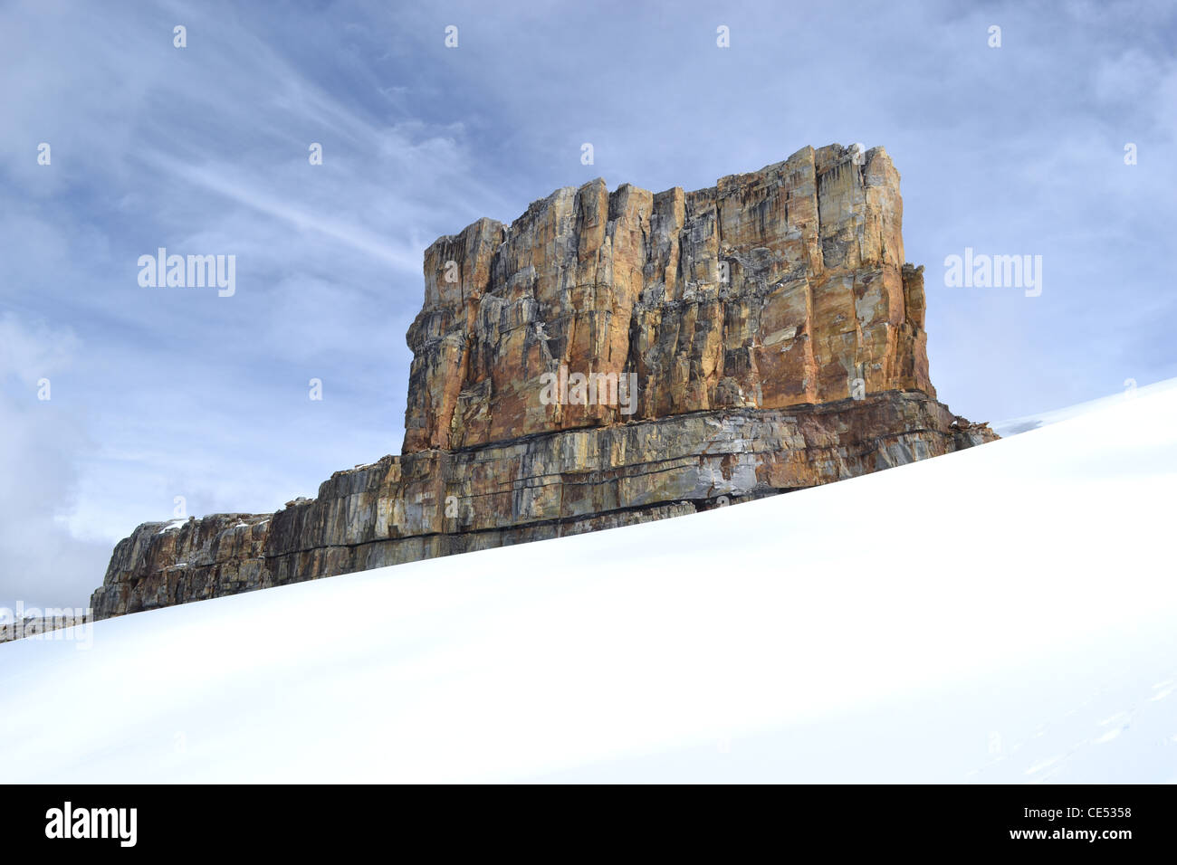 Mount snow hi-res stock photography and images - Alamy