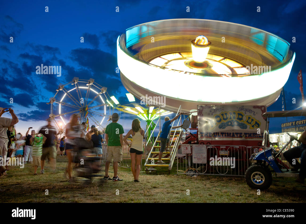 Carnival rides line hi-res stock photography and images - Alamy
