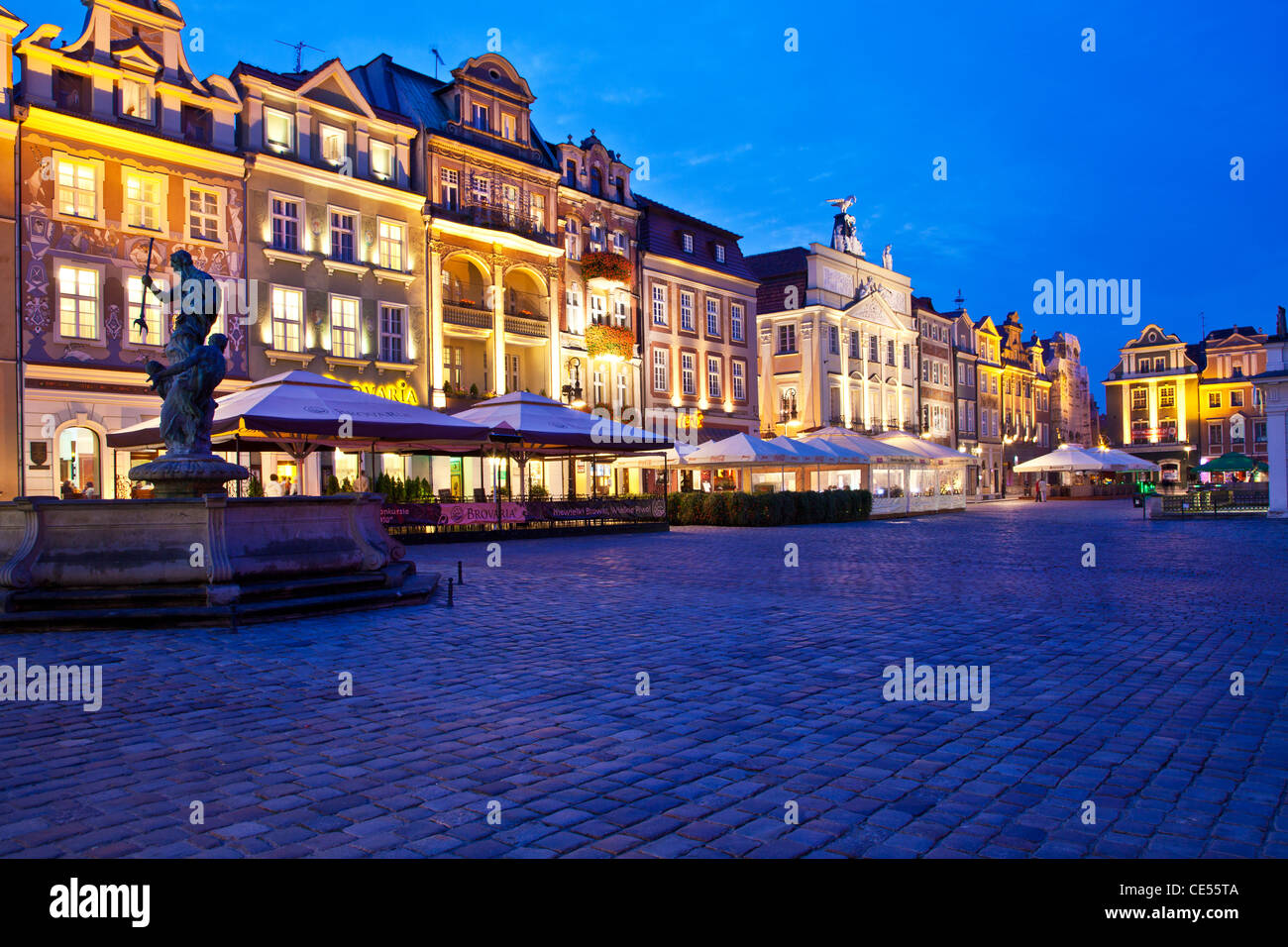 The old town square, Stary Rynek, in the Polish city of Poznan, Poland ...