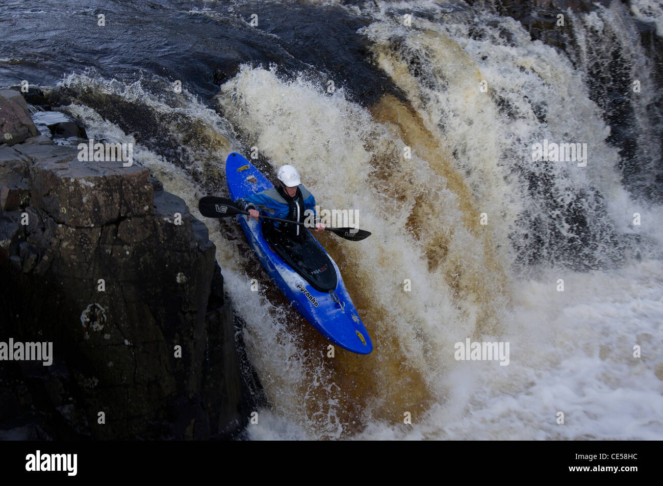 Kayak waterfall hi-res stock photography and images - Alamy