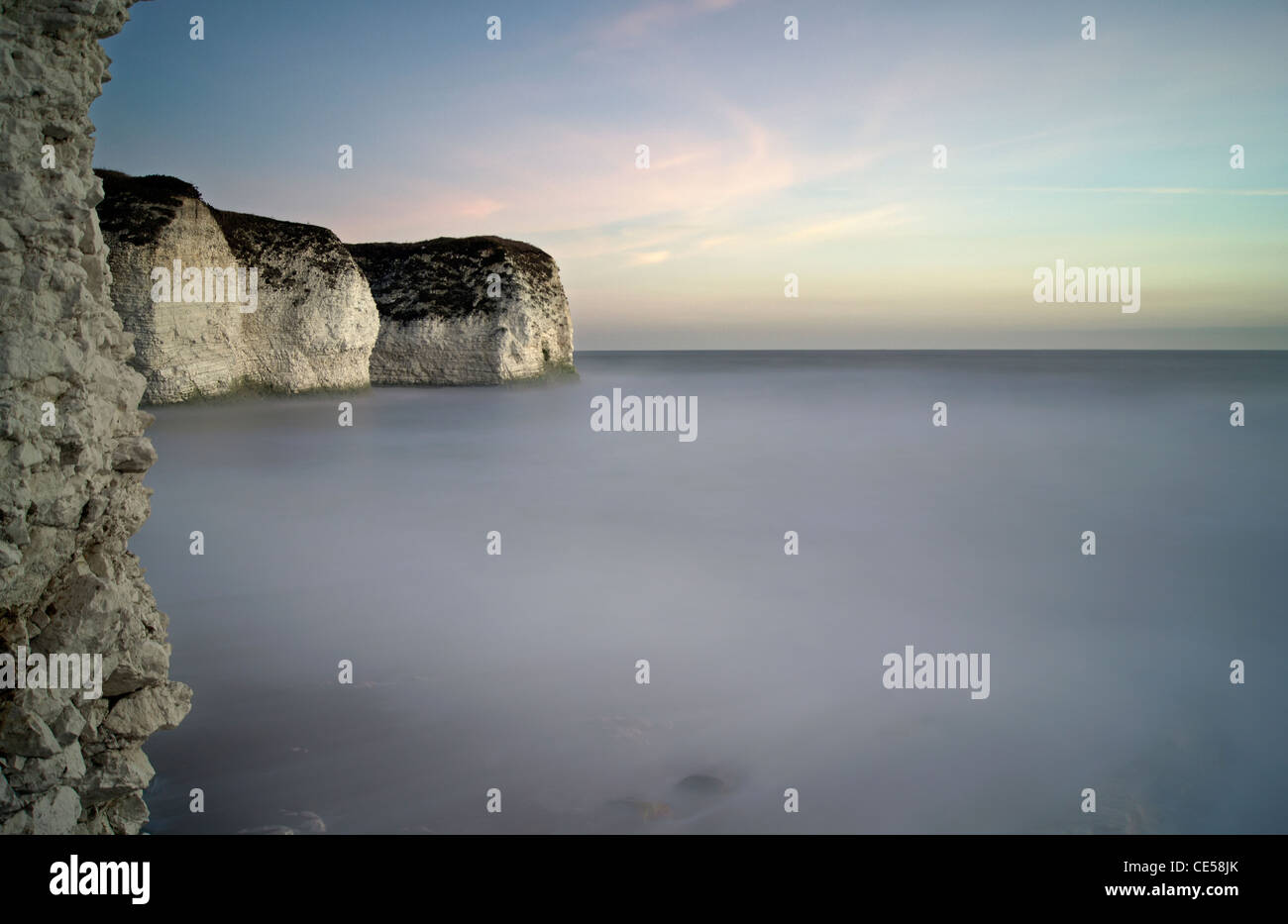 Flamborough head cliff hi-res stock photography and images - Alamy