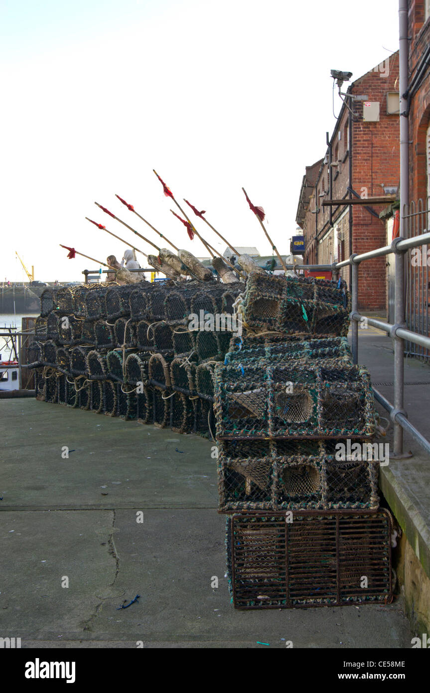 Scarborough harbor wall Stock Photo - Alamy