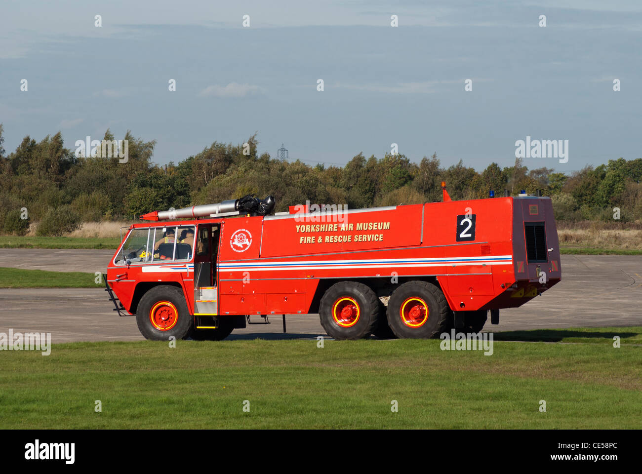 Red airfield fire engine hi-res stock photography and images - Alamy