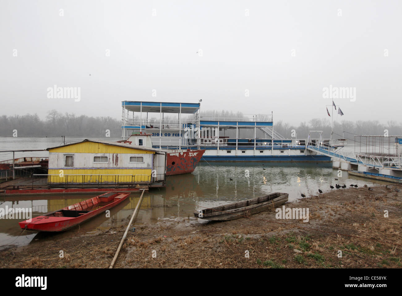 Belgrade serbia boat bar hi-res stock photography and images - Alamy