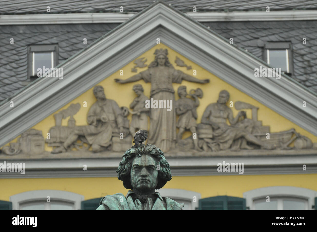 Ludwig van Beethoven statue in Bonn Stock Photo - Alamy