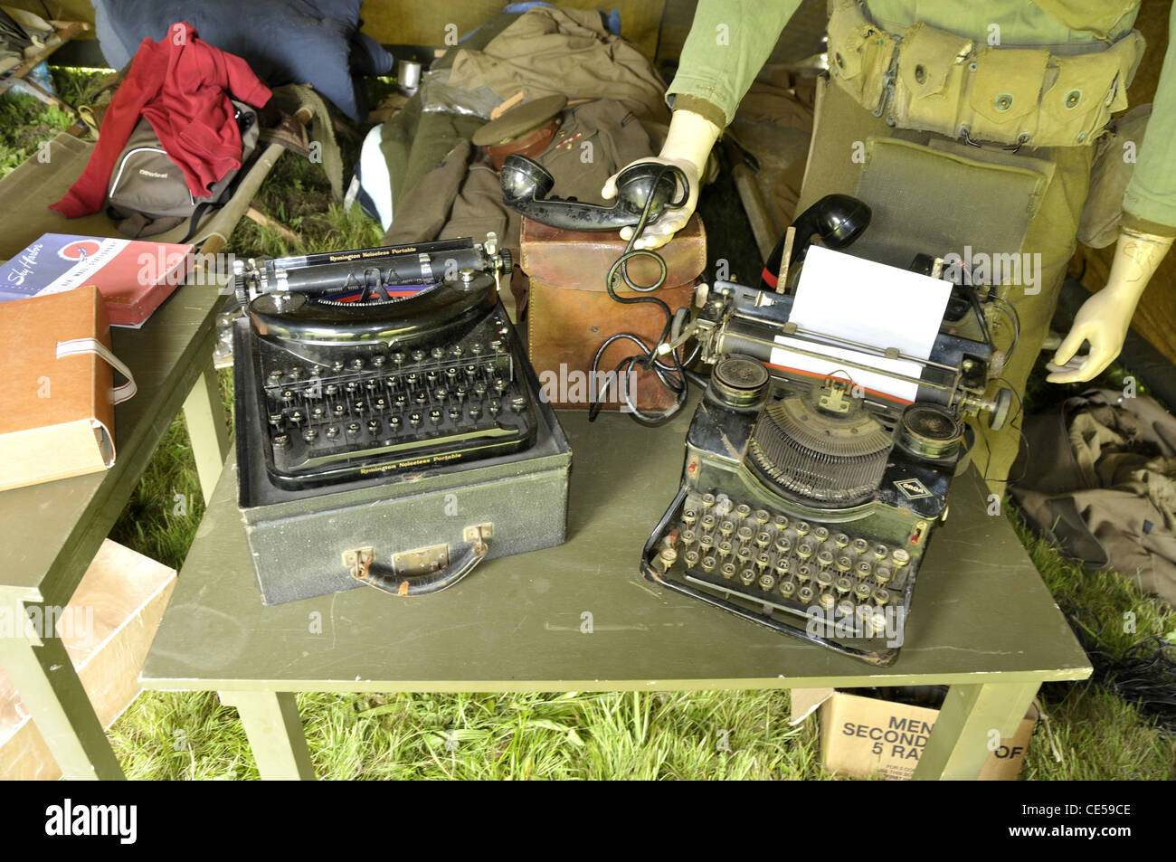 Scene reconstruction, US army soldier, typewriters, liberation of the ...