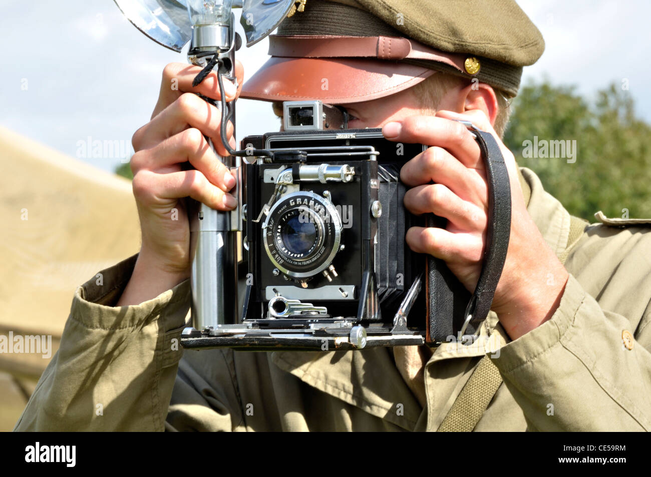 Speed Graphic camera (Graphex), scene reconstruction, US army soldier ...