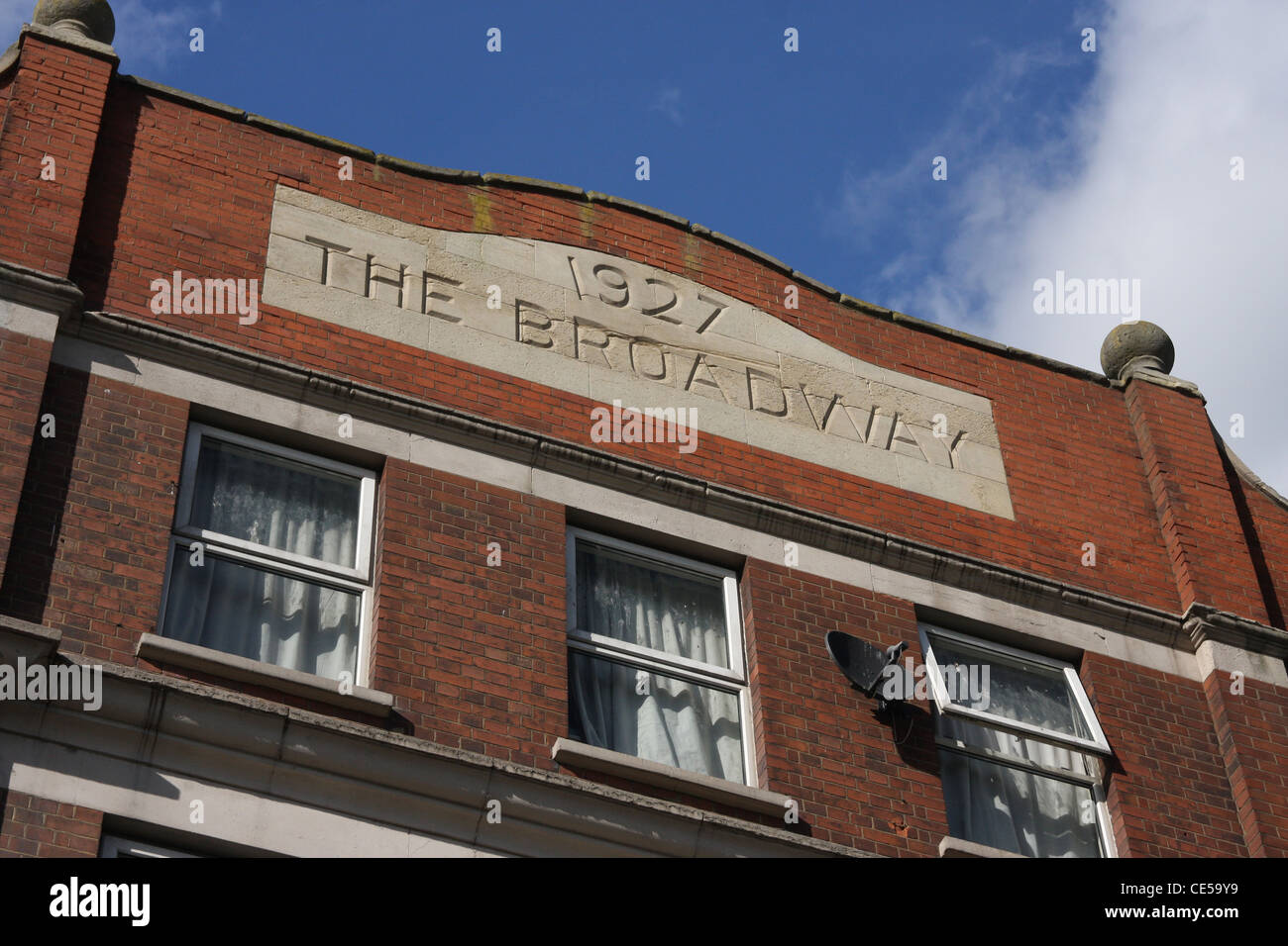 Catford cat hi-res stock photography and images - Alamy