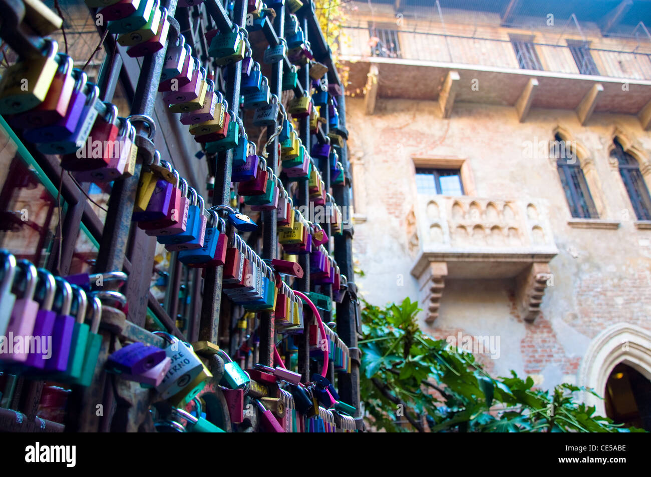 Love Padlocks and Juliet's balcony, Verona, Italy Stock Photo - Alamy