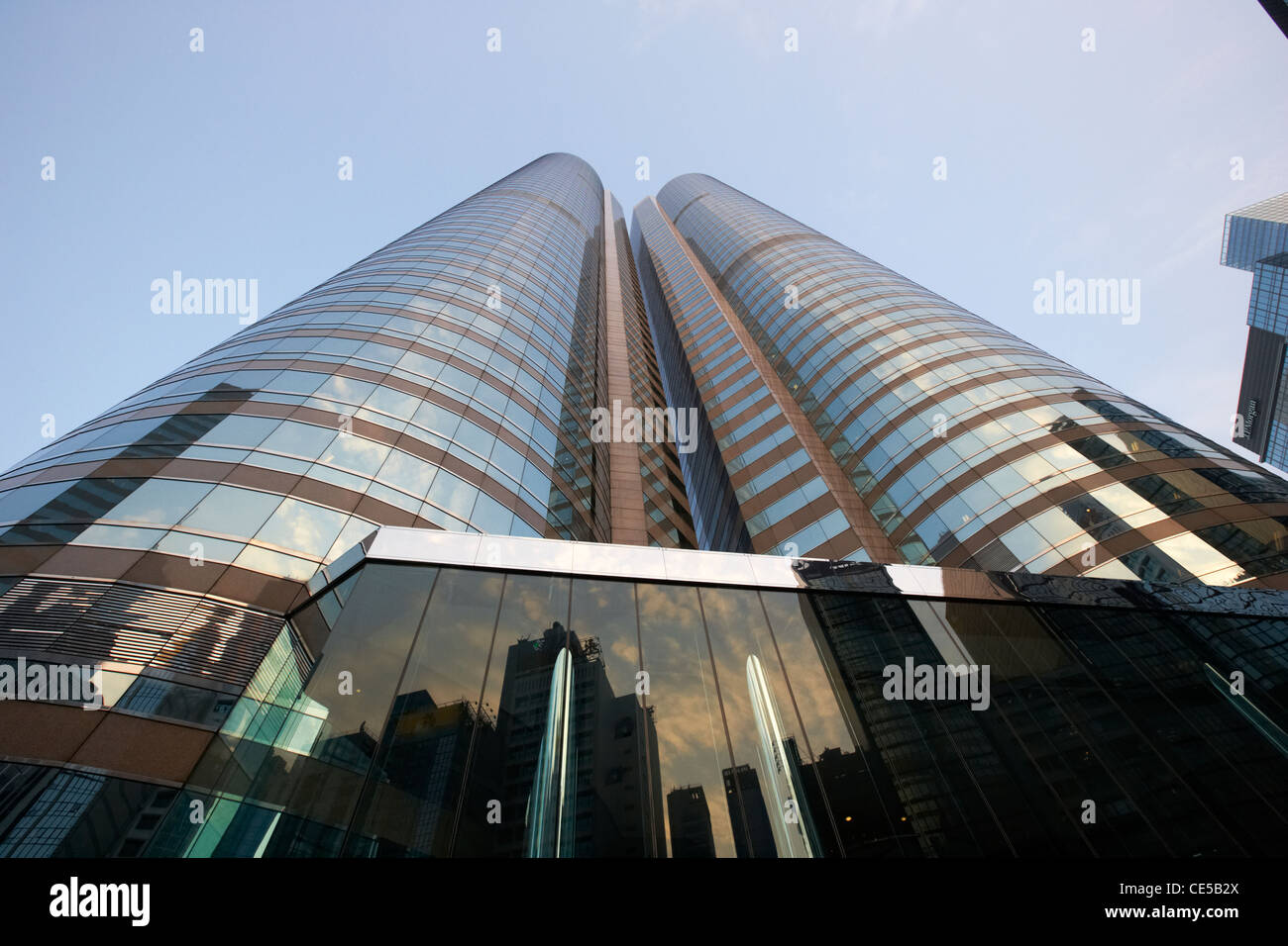 Hong kong tower block hi-res stock photography and images - Alamy