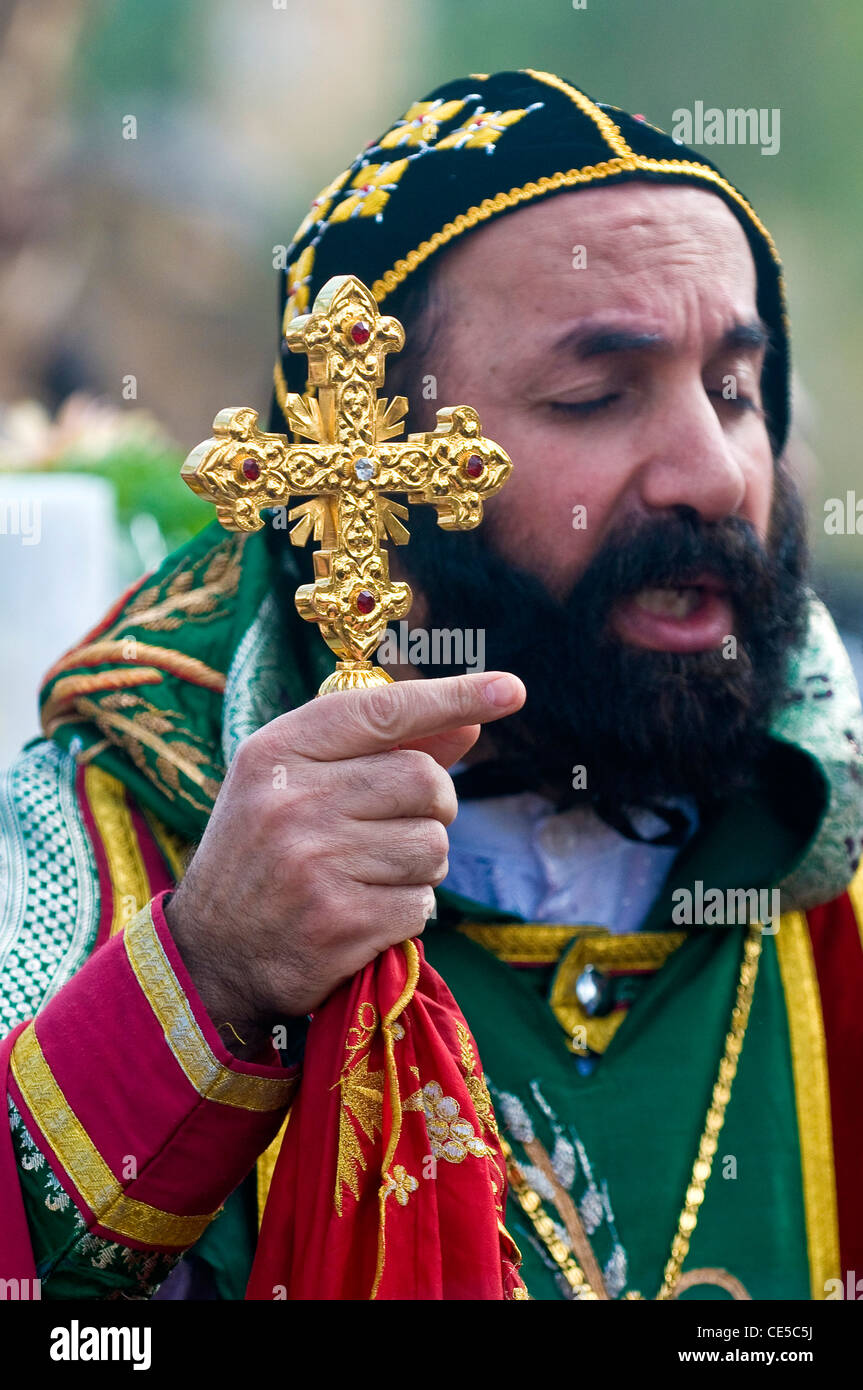 Christan priest hi-res stock photography and images - Alamy