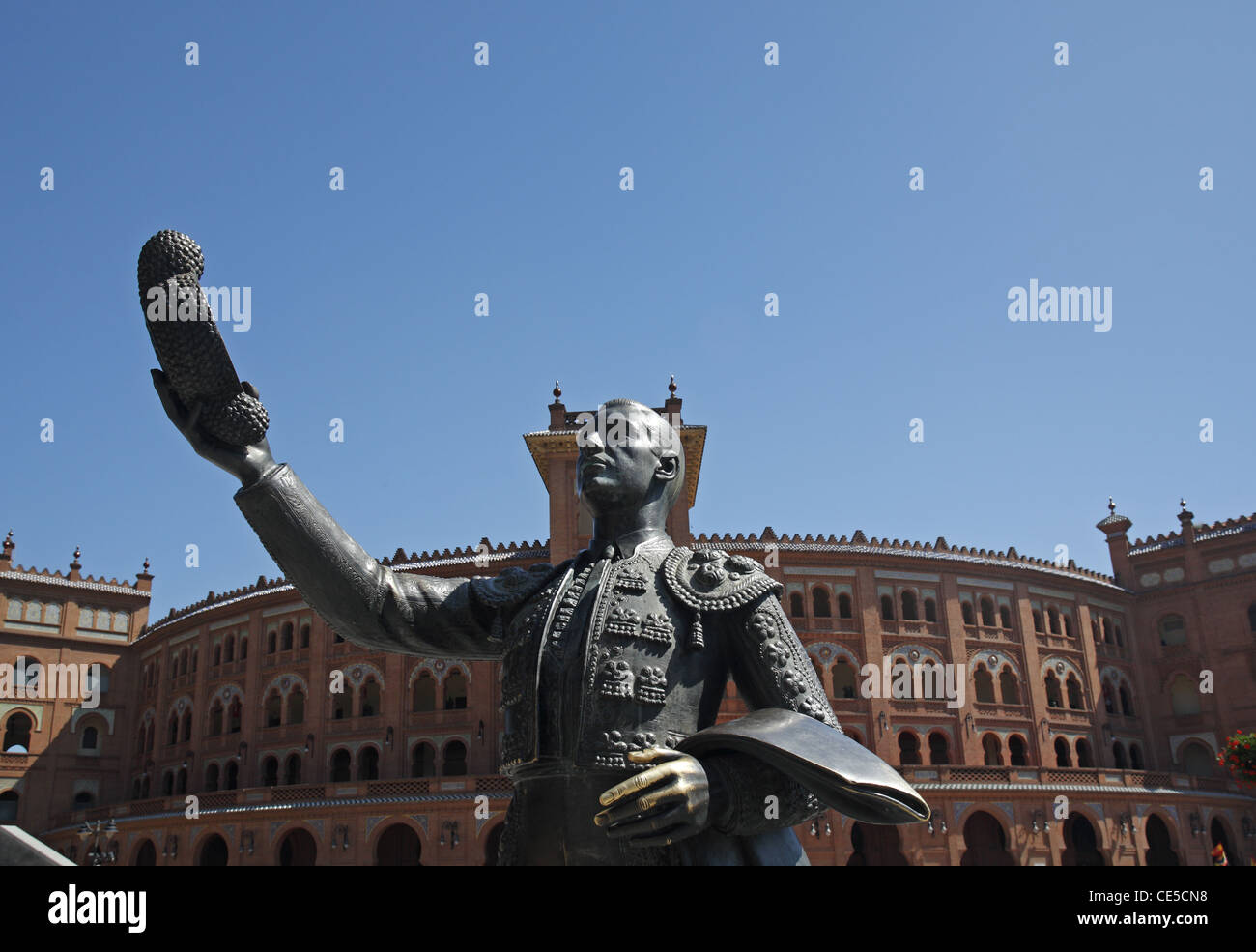 Matador statue hi-res stock photography and images - Alamy