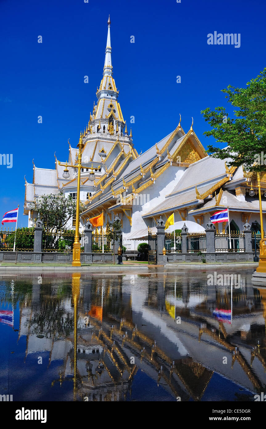 A great marble church, Wat Sothorn, Chachoengsao Thailand Stock Photo ...