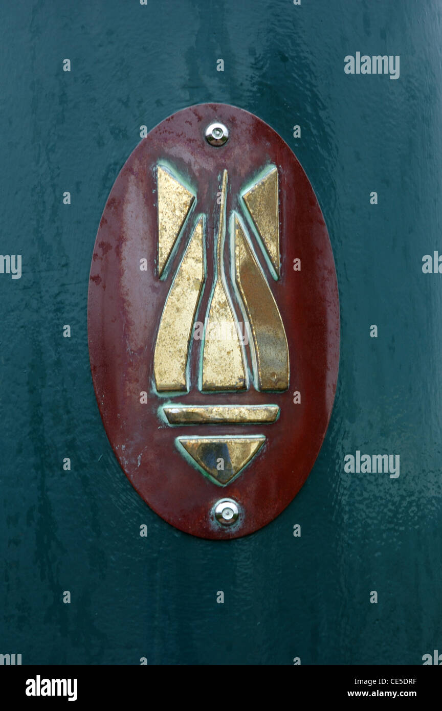 1,000lb bomb memorial to Royal Engineers bomb disposal men killed ...