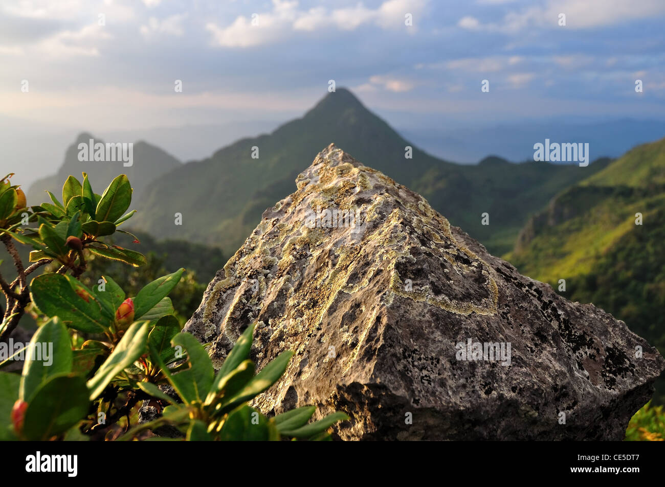 Triangle mountain hi-res stock photography and images - Alamy